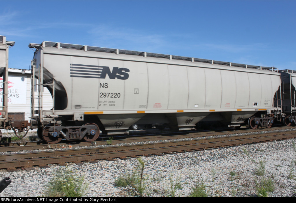 NS 297220 - Norfolk Southern